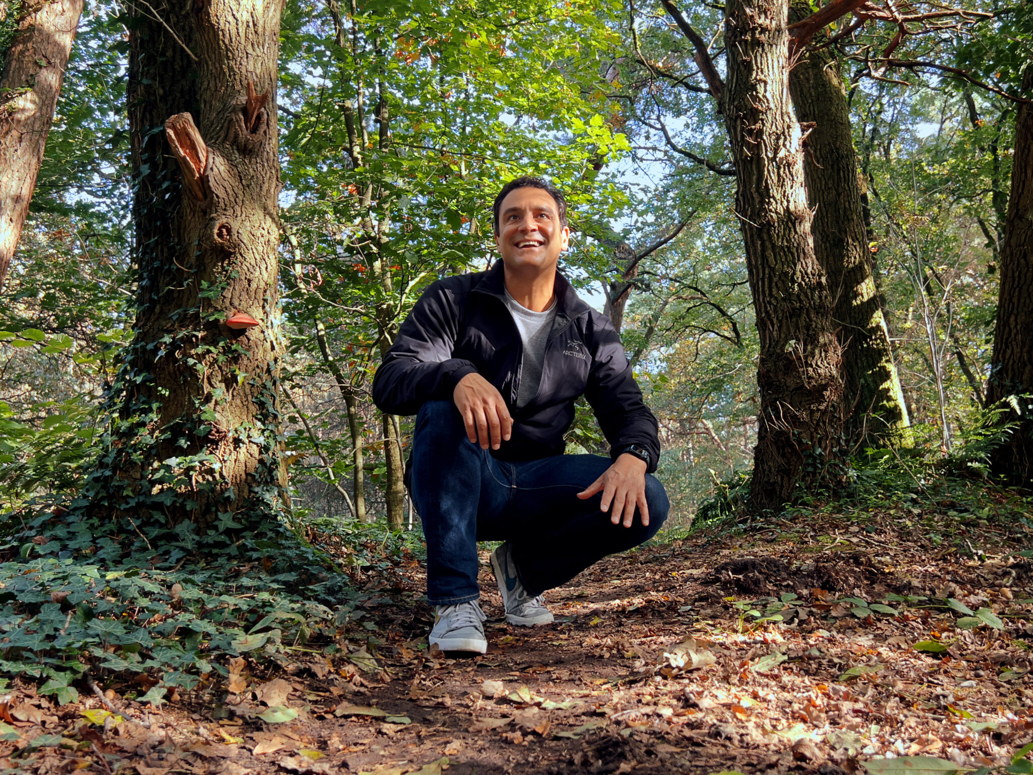 Look right – Official Website